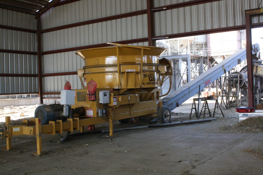 Model 2300 - Mighty Giant