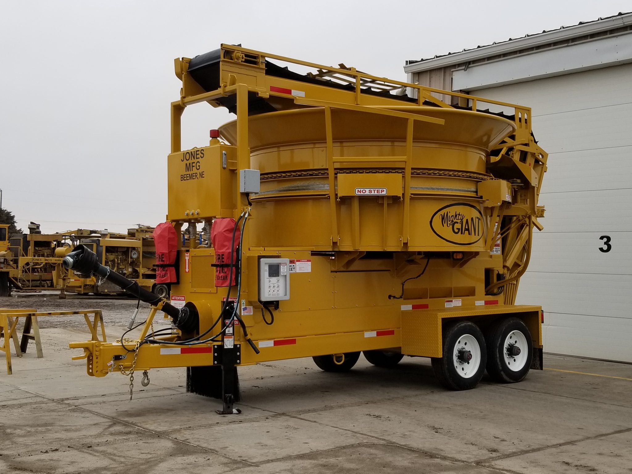 Model 2015 - Mighty Giant