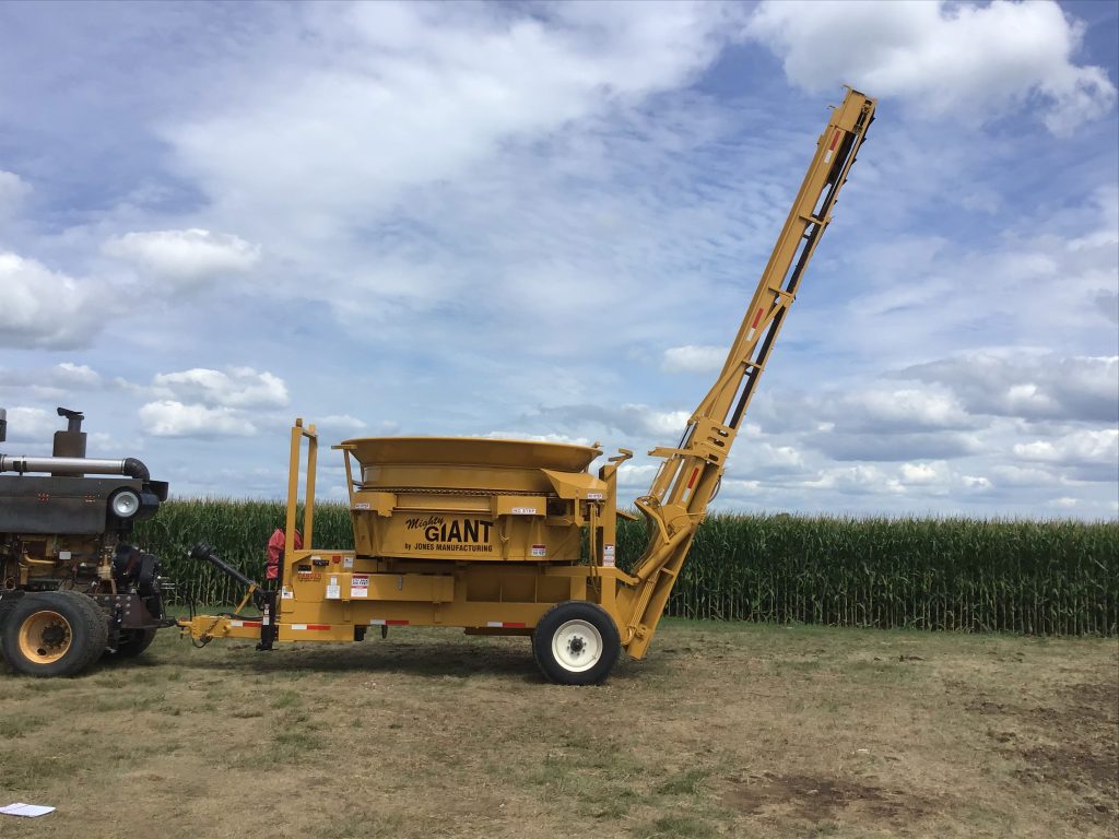 Model 1015 - Mighty Giant