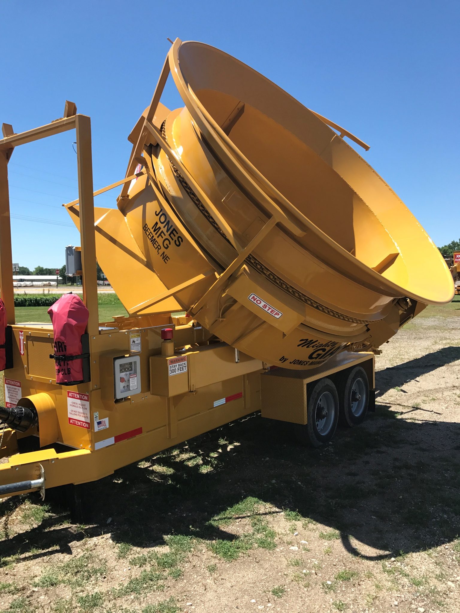 Model 2015 - Mighty Giant