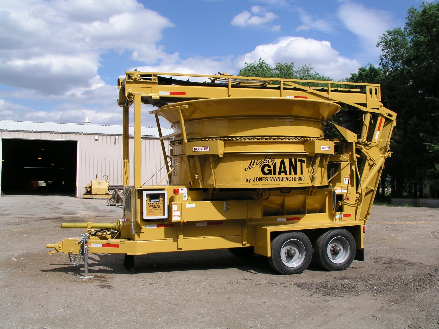 Model 2050 - Mighty Giant